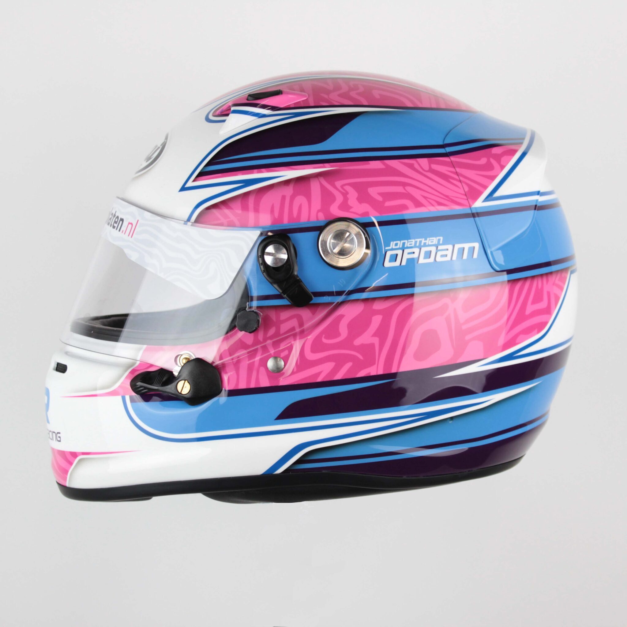 Personalisatie helmen uw autosport helm of karthelm in eigen stijl